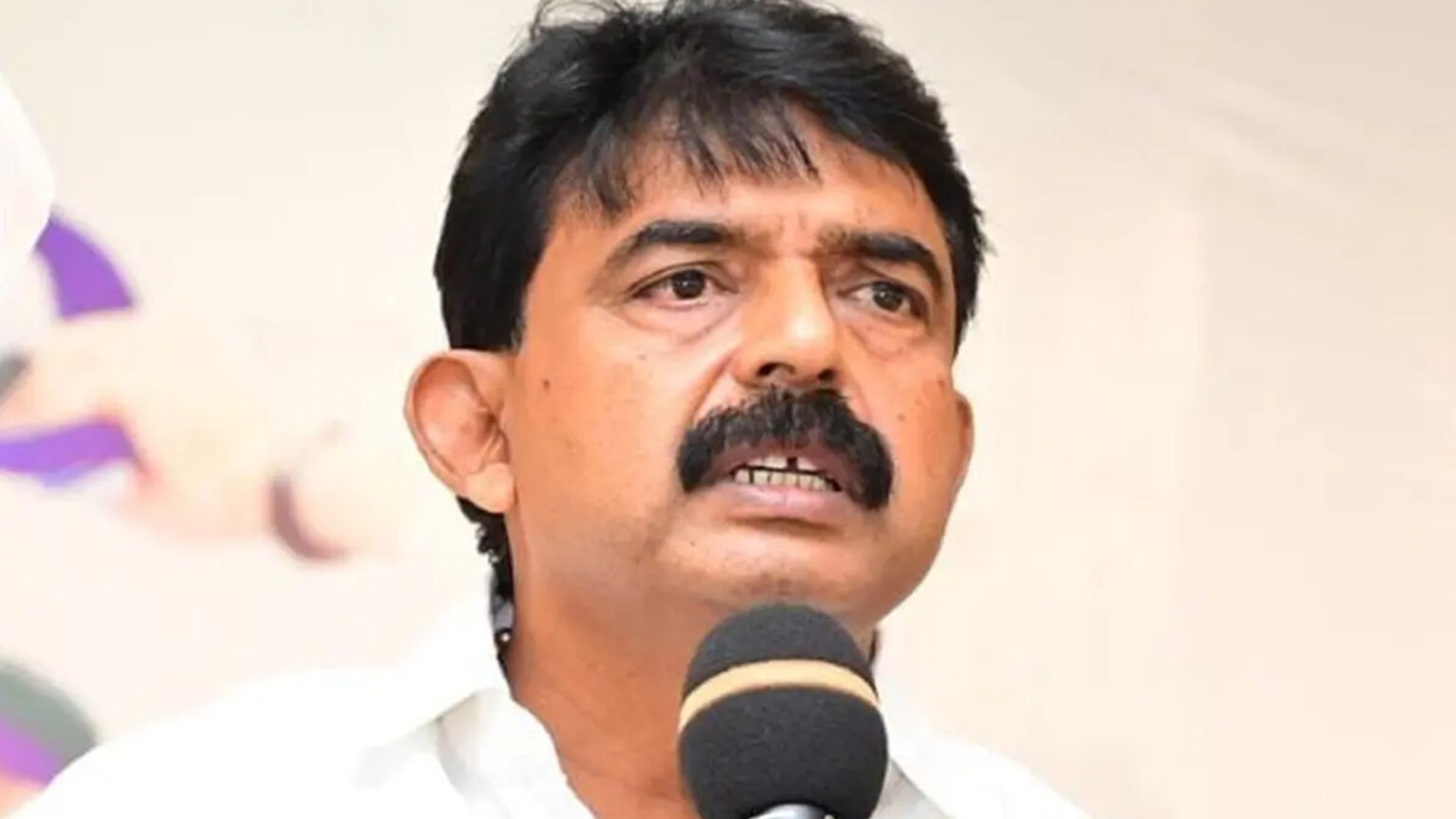 రేష‌న్ బియ్యం కేసు.. A6గా పేర్ని నానిని చేర్చిన పోలీసులు - Telugufeed.com